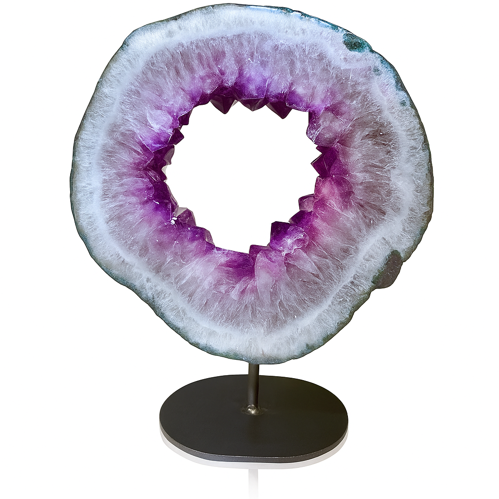 Amethyst Portal – The Quest Gallery & Images of the North